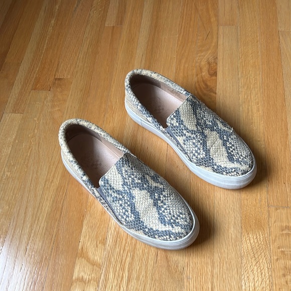 Vince Camuto | Shoes | Vince Camuto Snake Skin Platform Sneaker | Poshmark